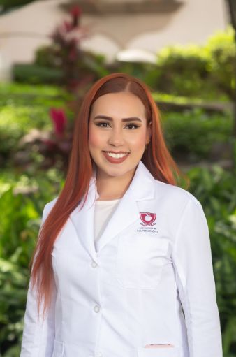 Mónica Flores - Nutrióloga