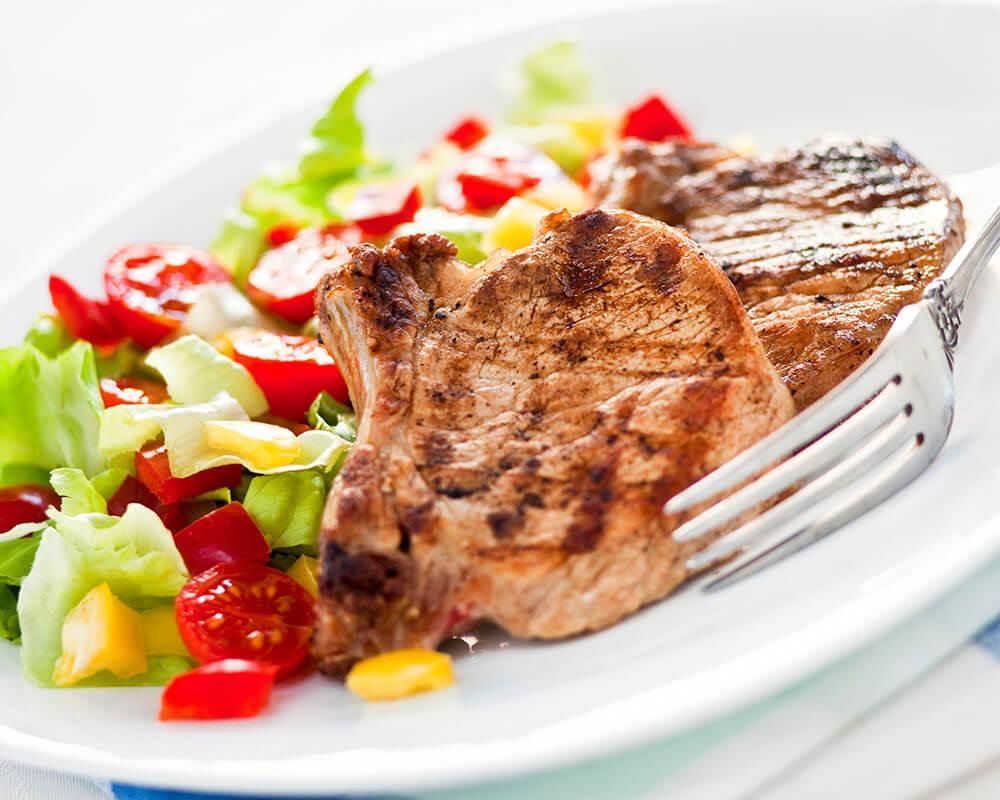 Chuleta con verduras de 73 Kcal - Receta fácil en la app Avena