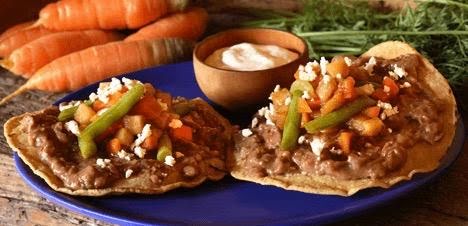 Tostadas de frijol de 206 Kcal - Receta fácil en la app Avena