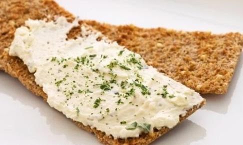 Pan con queso crema de 110 Kcal - Receta fácil en la app Avena