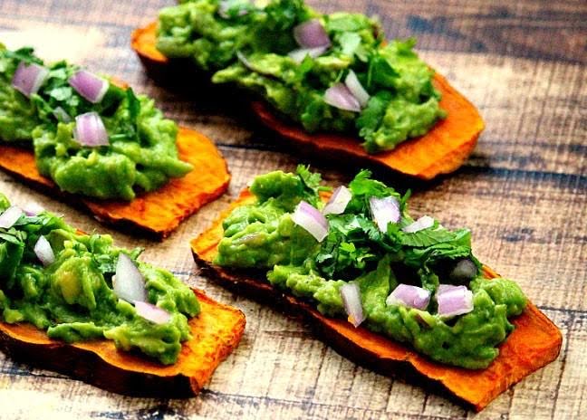 Camotes con aguacate y espinaca de 196 Kcal - Receta fácil en la app Avena