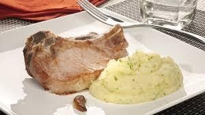 Chuleta con puré de papa de 160 Kcal - Receta fácil en la app Avena