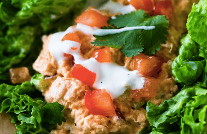 Tacos de atún con sriracha de 124 Kcal - Receta fácil en la app Avena