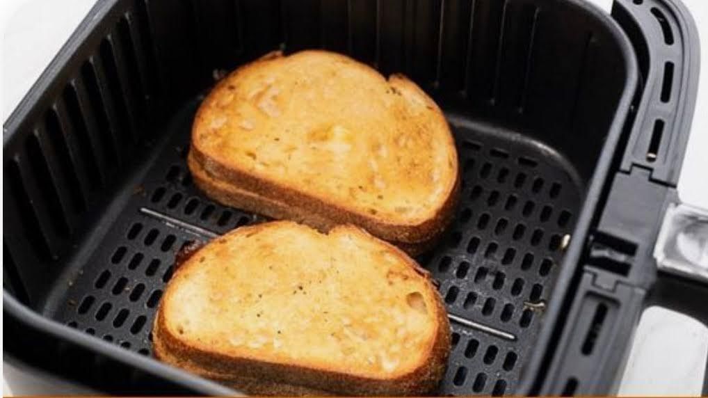 Cheese sandwich in airfryer de 172 Kcal - Receta fácil en la app Avena