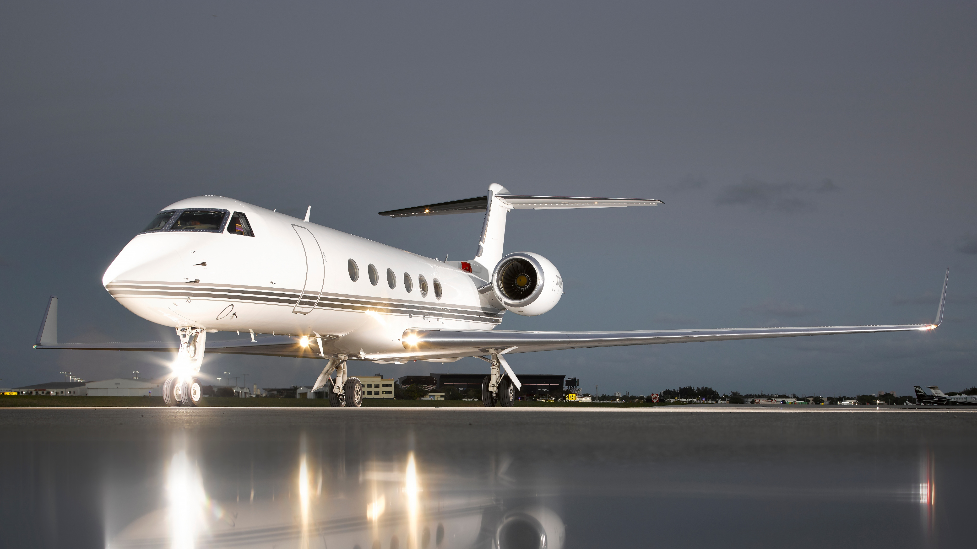 Gulfstream G5 Gulfstream V Specs And Description