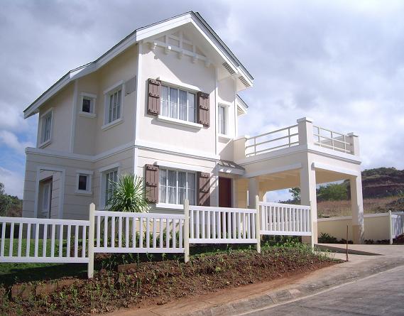 Roxanne House Model