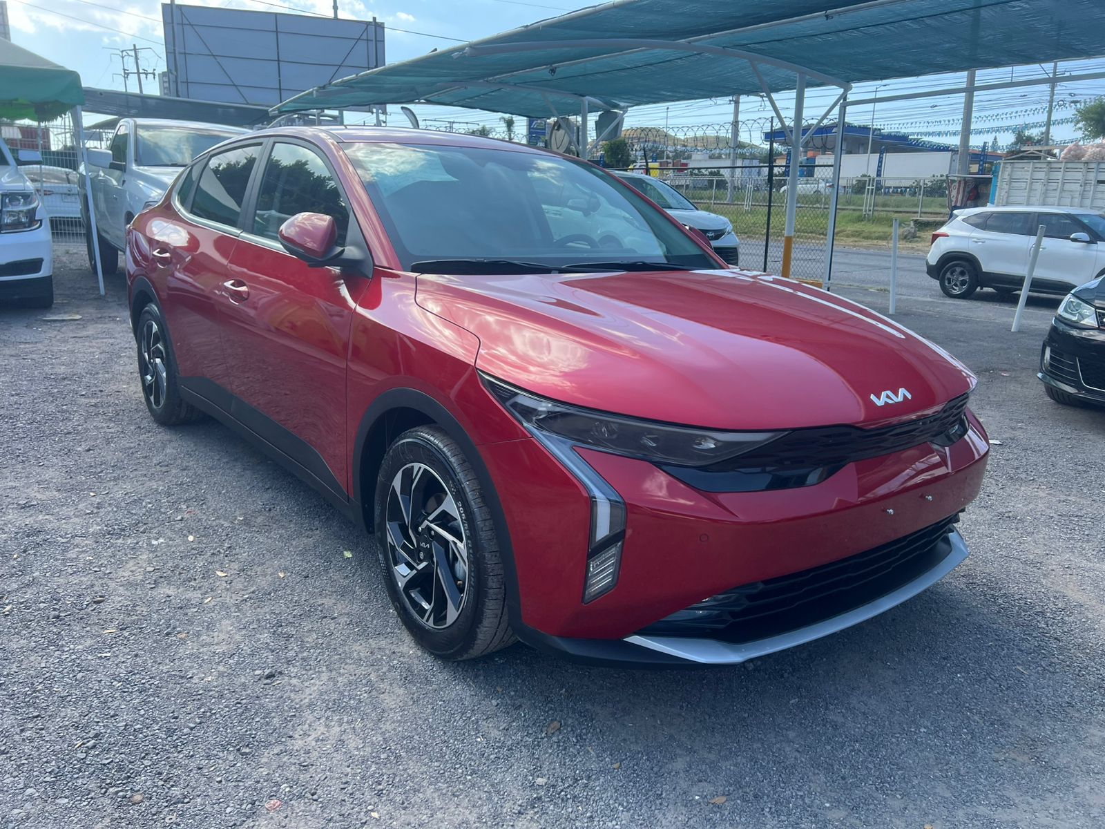 Kia K3 2024 EX PACK Automático - Barush Seminuevos