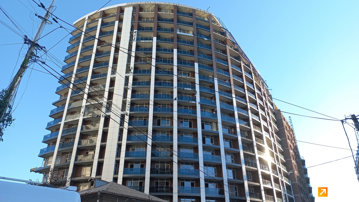 Bi Residence, Batumi — prices of the apartments, photos, map, layouts