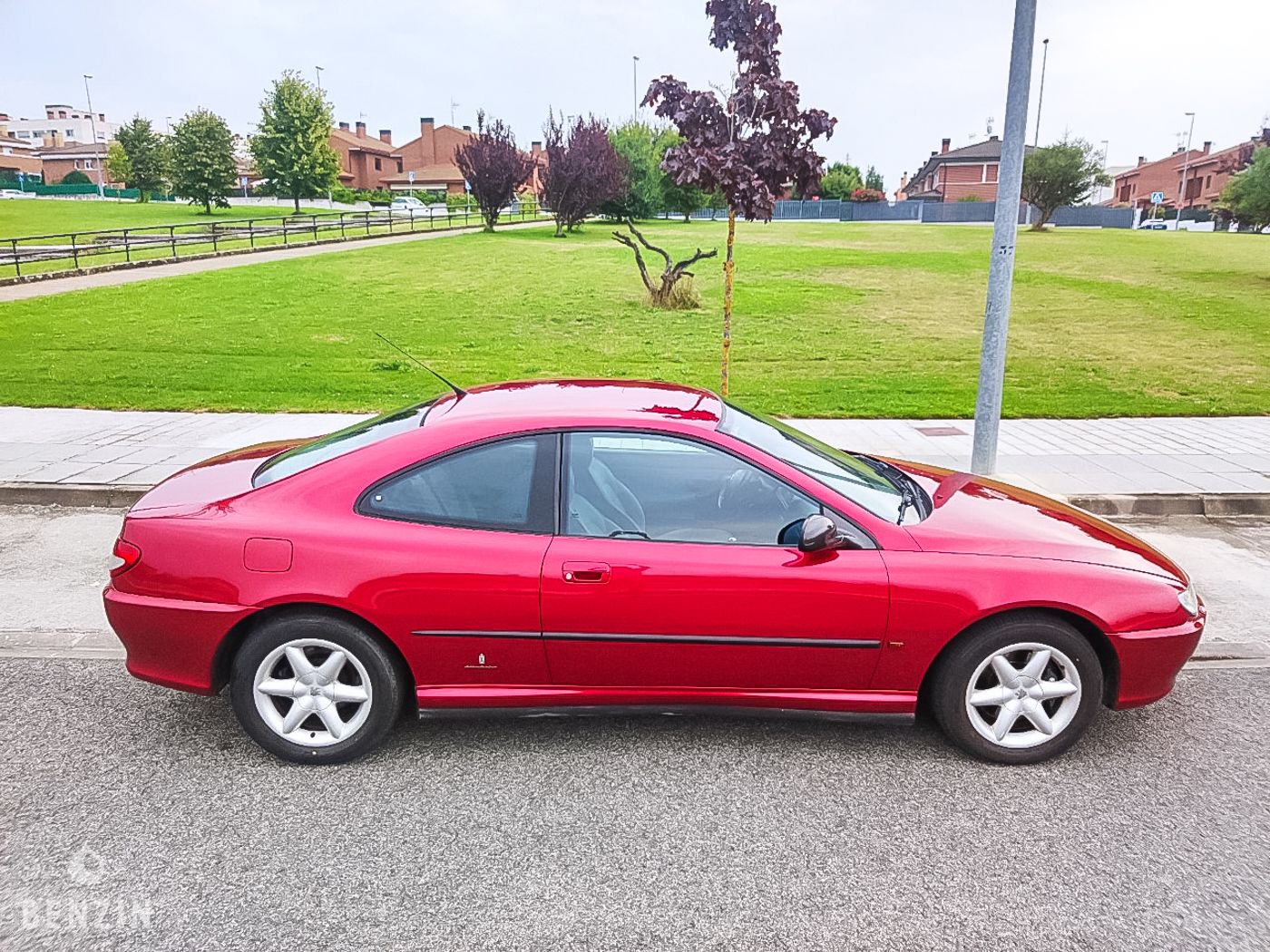 Benzin - Peugeot 406 Coupé V6 3.0 - 1999
