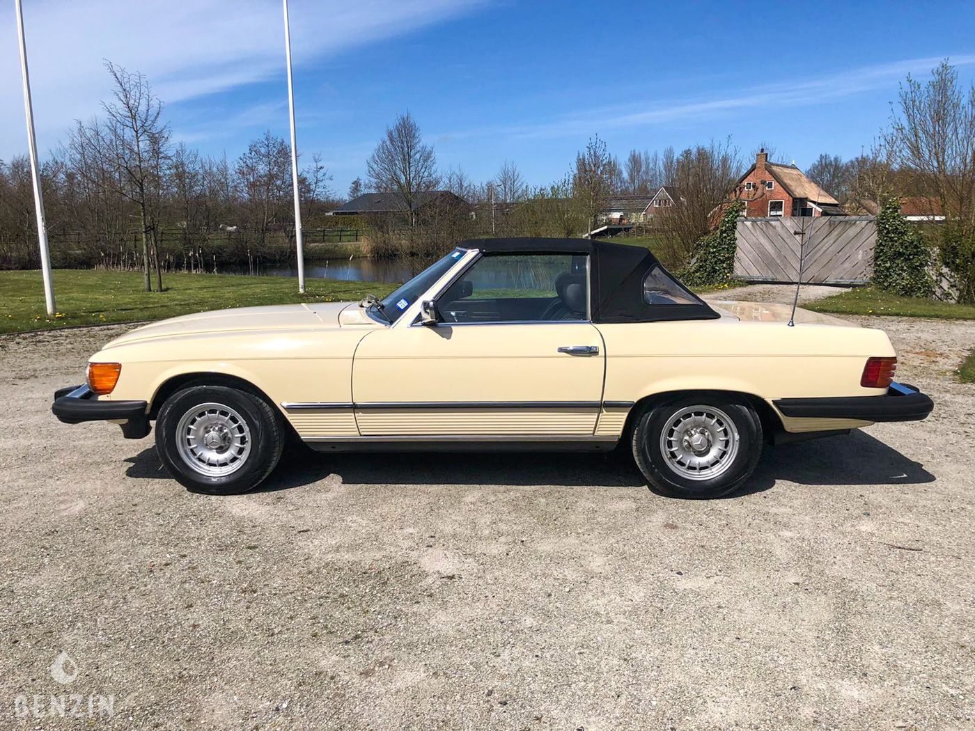 Benzin - Mercedes-Benz 380 SL R107 - 1983