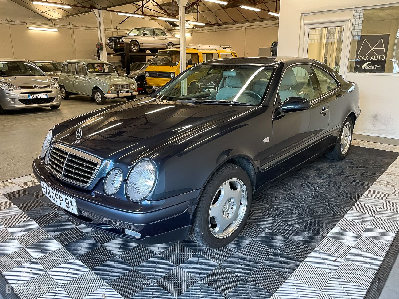 Benzin - Mercedes-Benz CLK 230 K 1ere main 57k km - 1998