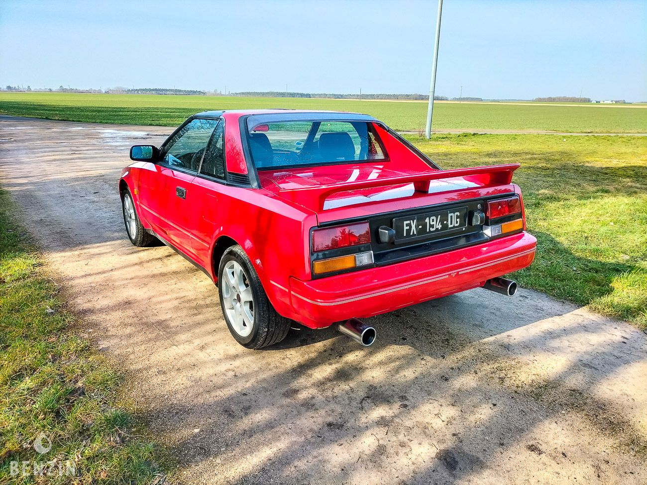 Benzin - Toyota MR2 W11 - 1990