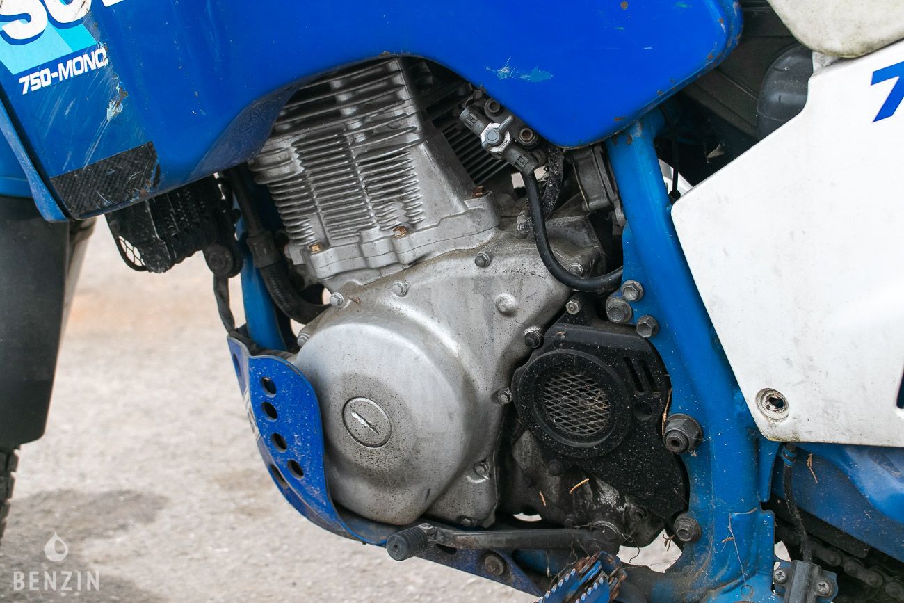 Benzin - Suzuki DR 750 S BIG Projet - 1988