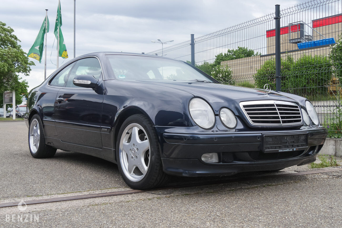 Benzin - Mercedes-Benz CLK 320 - 2001 *Flash