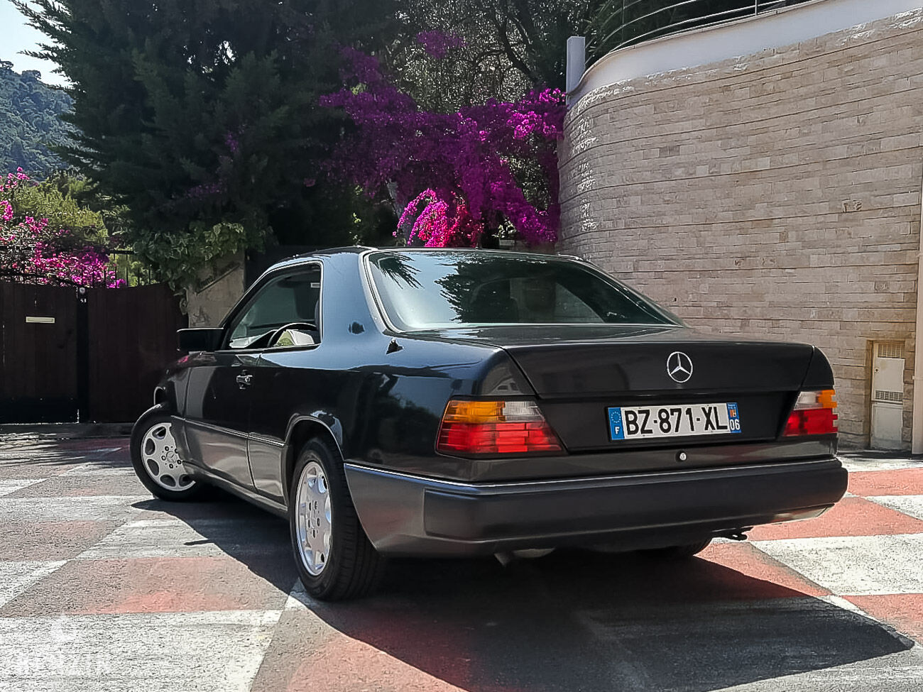 Benzin - Mercedes-Benz 230 CE W124 - 1991