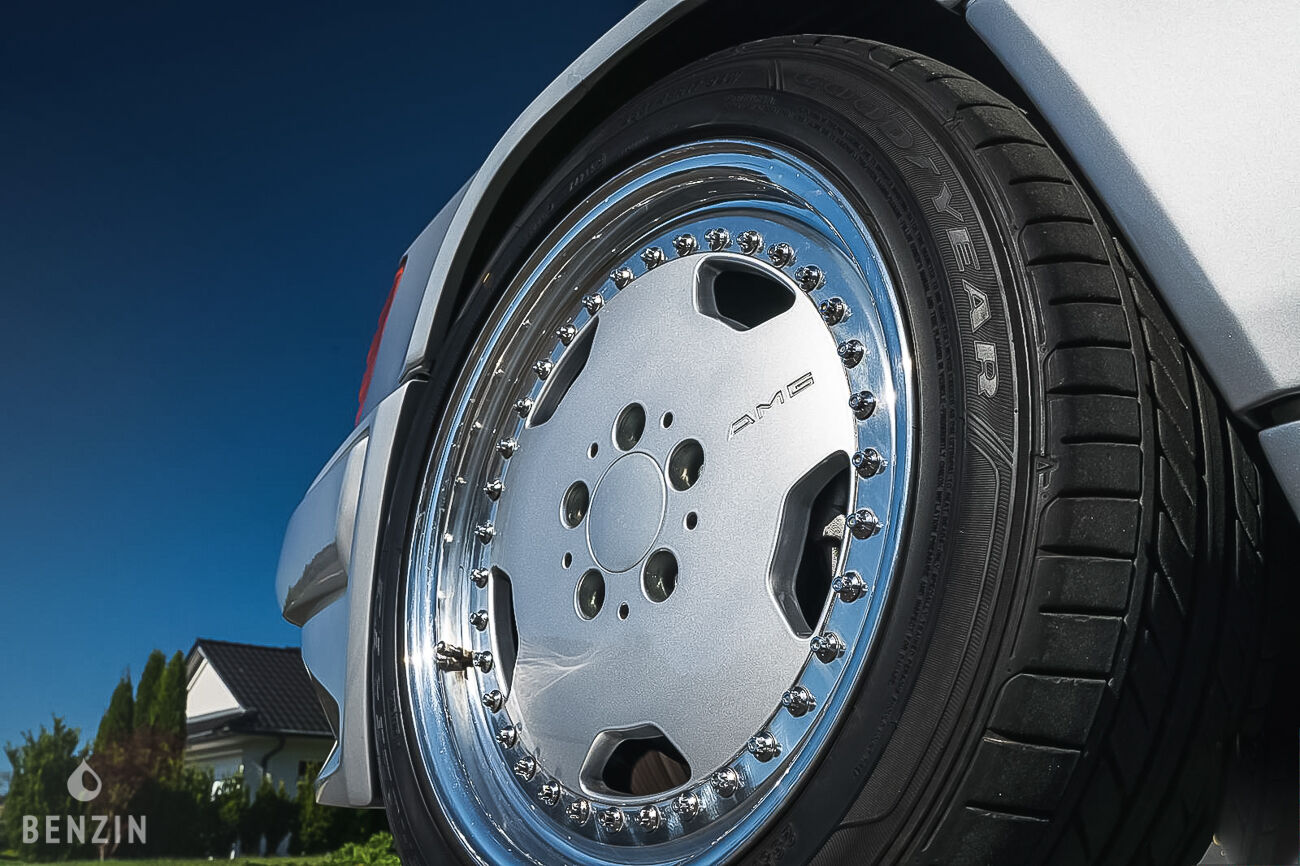 Benzin - Mercedes-Benz 300E AMG 3.4 - 1991