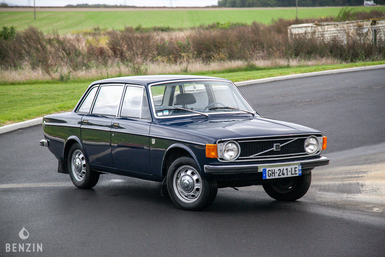 Benzin - Volvo 144 DL - 1973