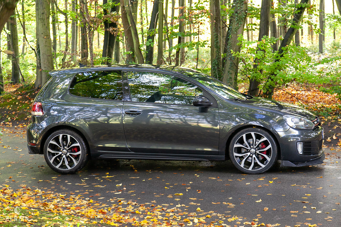 Benzin - Volkswagen Golf 6 GTI - 2009