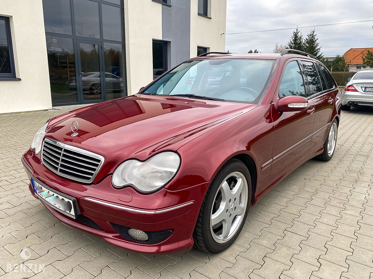 Benzin - Mercedes-Benz C32 AMG T - 2002
