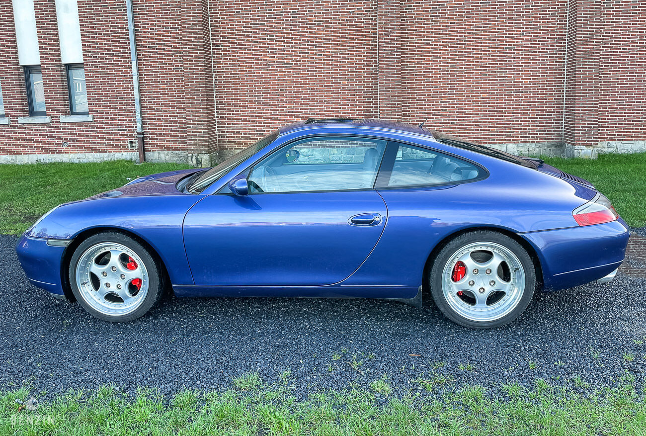 Benzin - Porsche 911 type 996 Carrera 4 - 1998