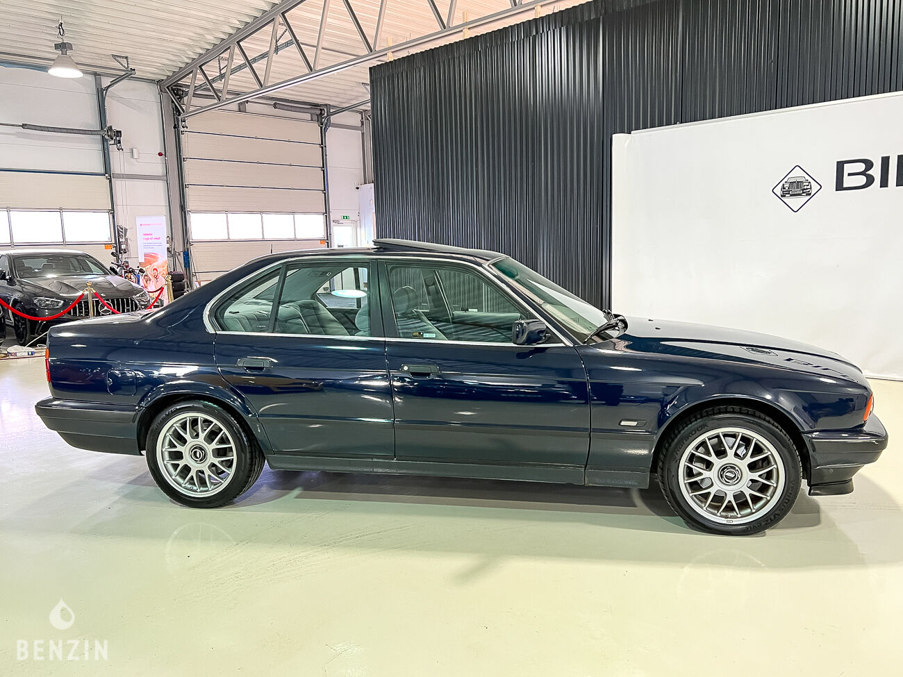 Benzin - BMW 540i e34 - 1994