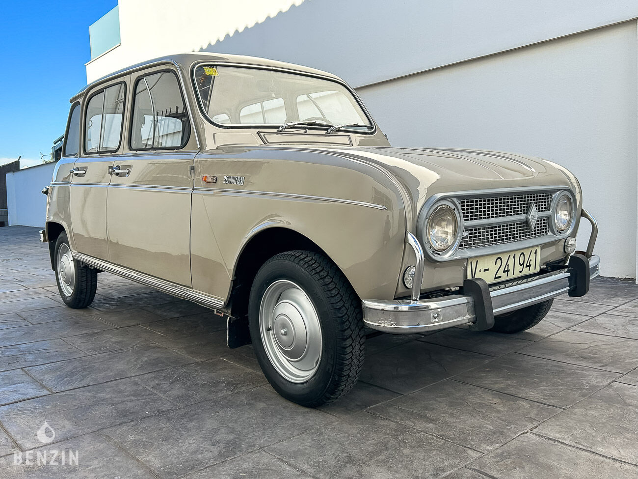 Renault Super 4