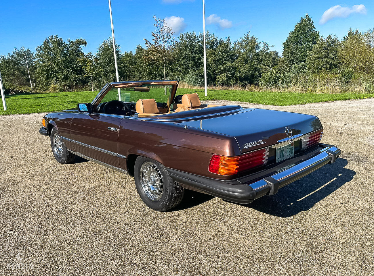 Benzin - Mercedes-Benz 380 SL R107 - 1983