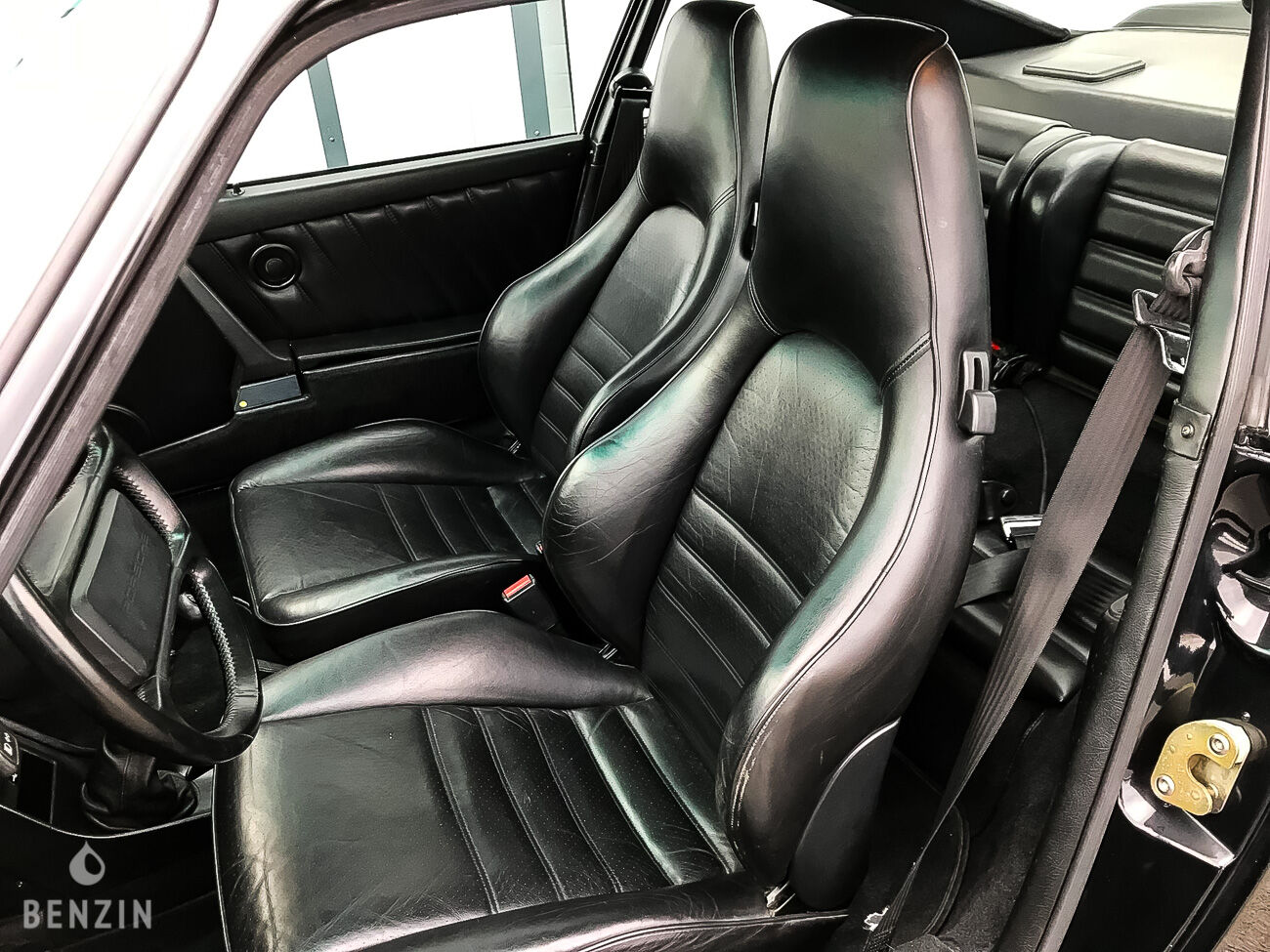 Benzin - Porsche 911 type 930 Turbo 3.3l 5 speed - 1988