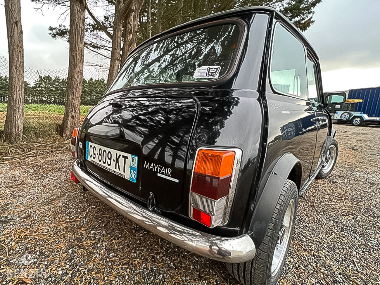 Benzin - Mini Mayfair - 1990