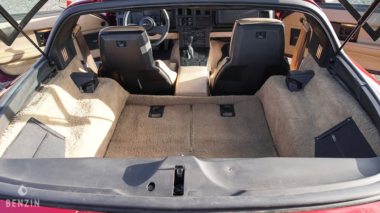 Benzin - Chevrolet Corvette C4 Z51 - 1986