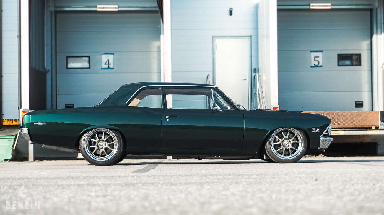 Benzin - Chevrolet Chevelle 300 Deluxe Pro-Touring - 1966