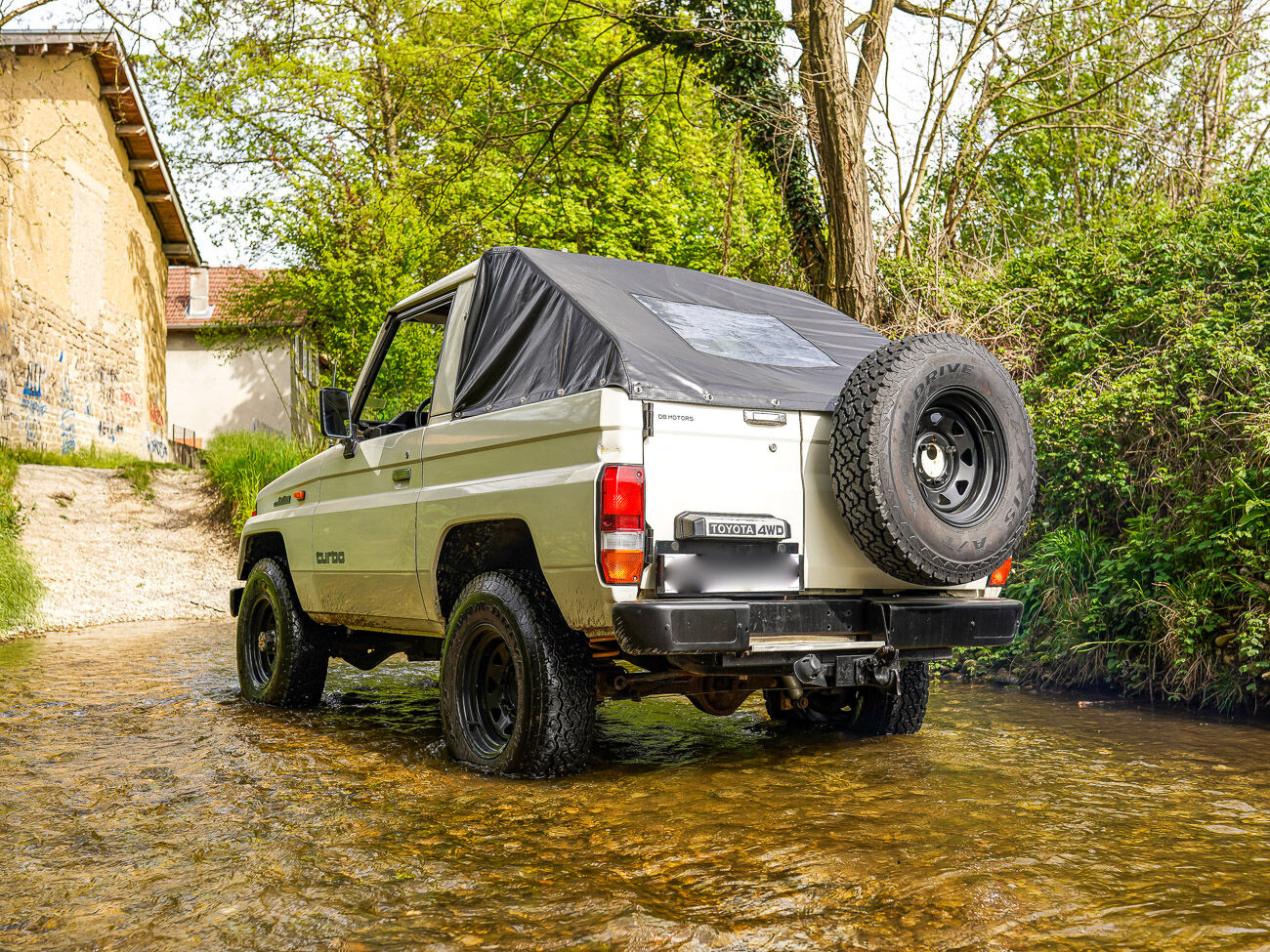 Benzin - Toyota Land Cruiser LJ70 TURBO - 1986