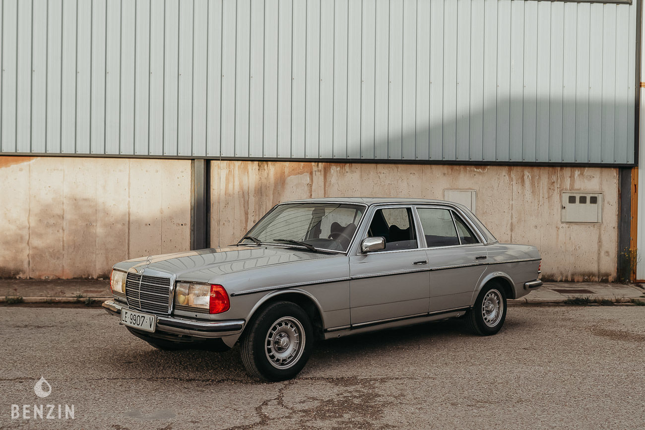 Benzin - Mercedes-Benz 280E W123 - 1978