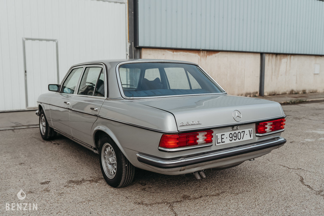 Benzin - Mercedes-Benz 280E W123 - 1978