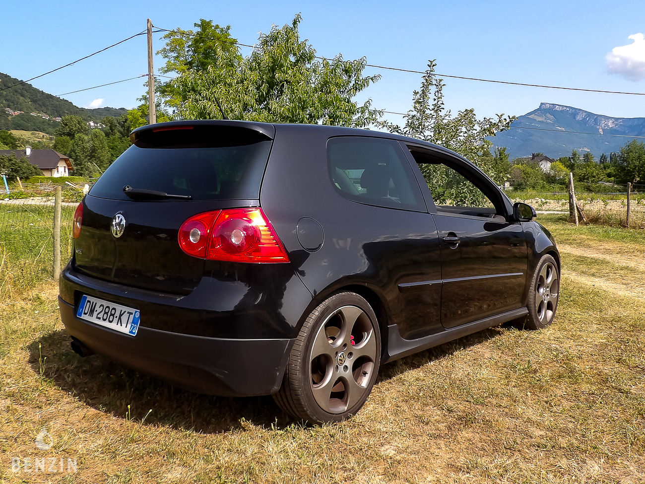 Benzin - Volkswagen Golf 5 GTI - 2008