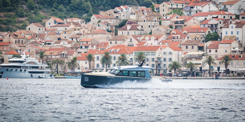 Colnago 45 with Cabin | Speedboats | Sunčani Hvar