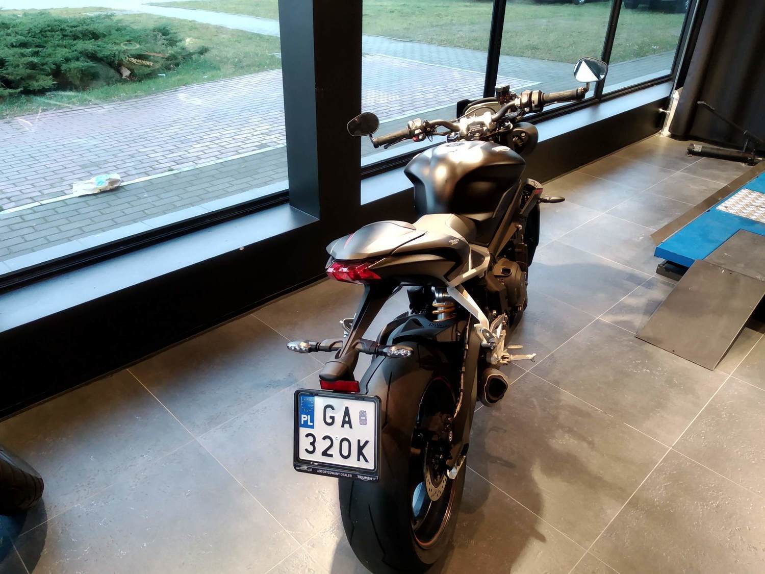 2019 TRIUMPH STREET TRIPLE R | Picture 2817481