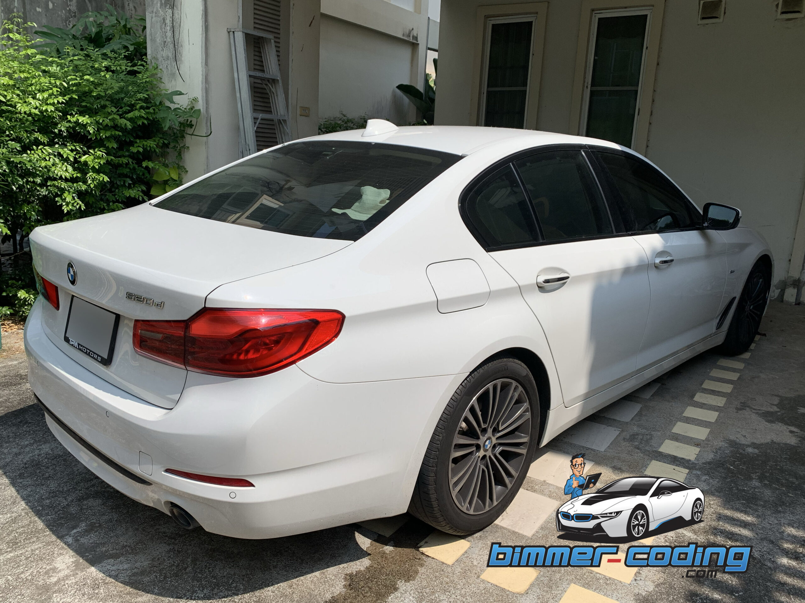 ขอขอบคุณลูกค้าใช้บริการ Coding ปลดล็อค BMW G30 520d M Sport - ปลดล็อค บีเอ็ม มินิ