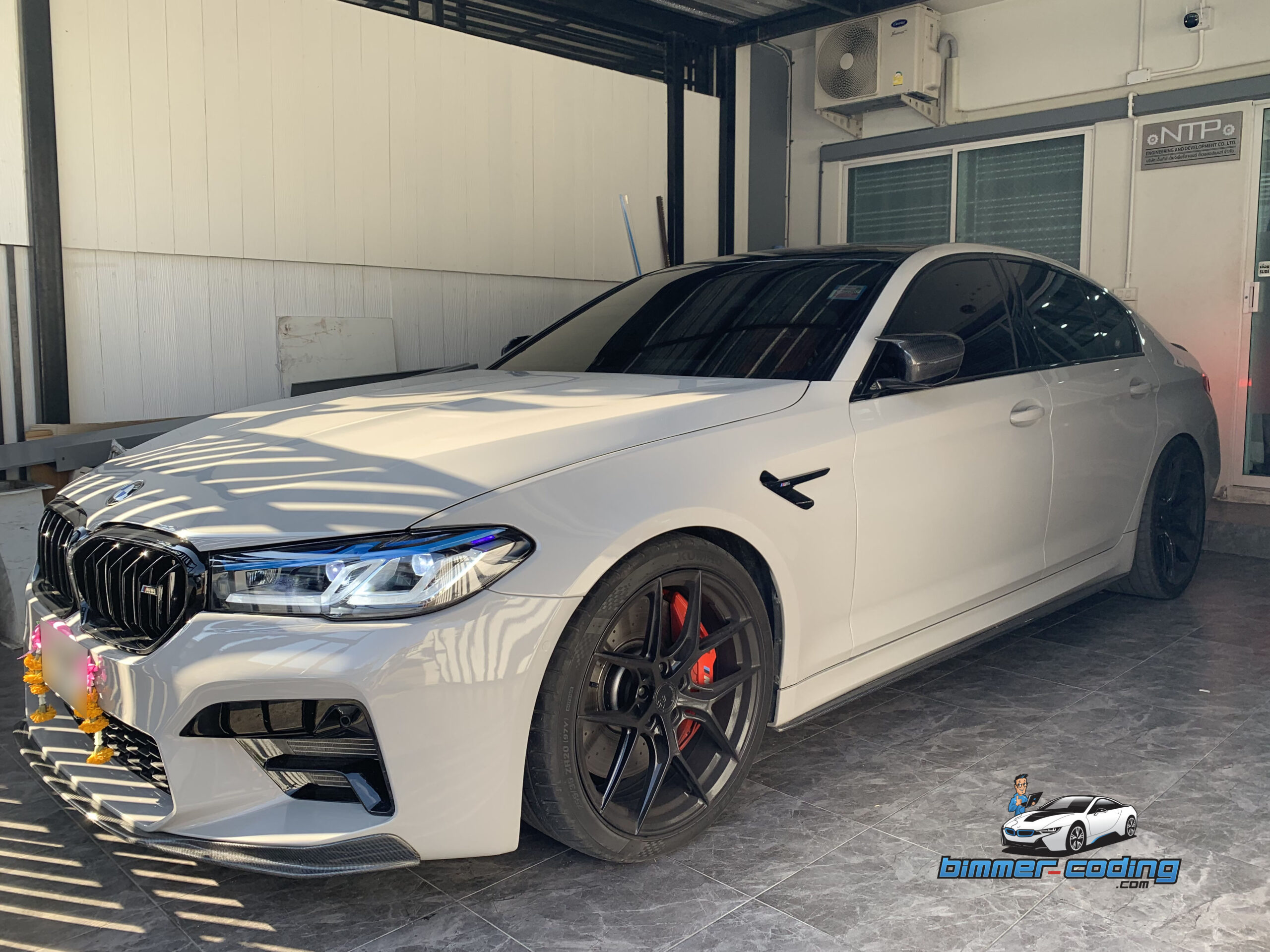 BMW 5 Series G30 520D ปลดล็อค Coding - ปลดล็อค บีเอ็ม มินิ