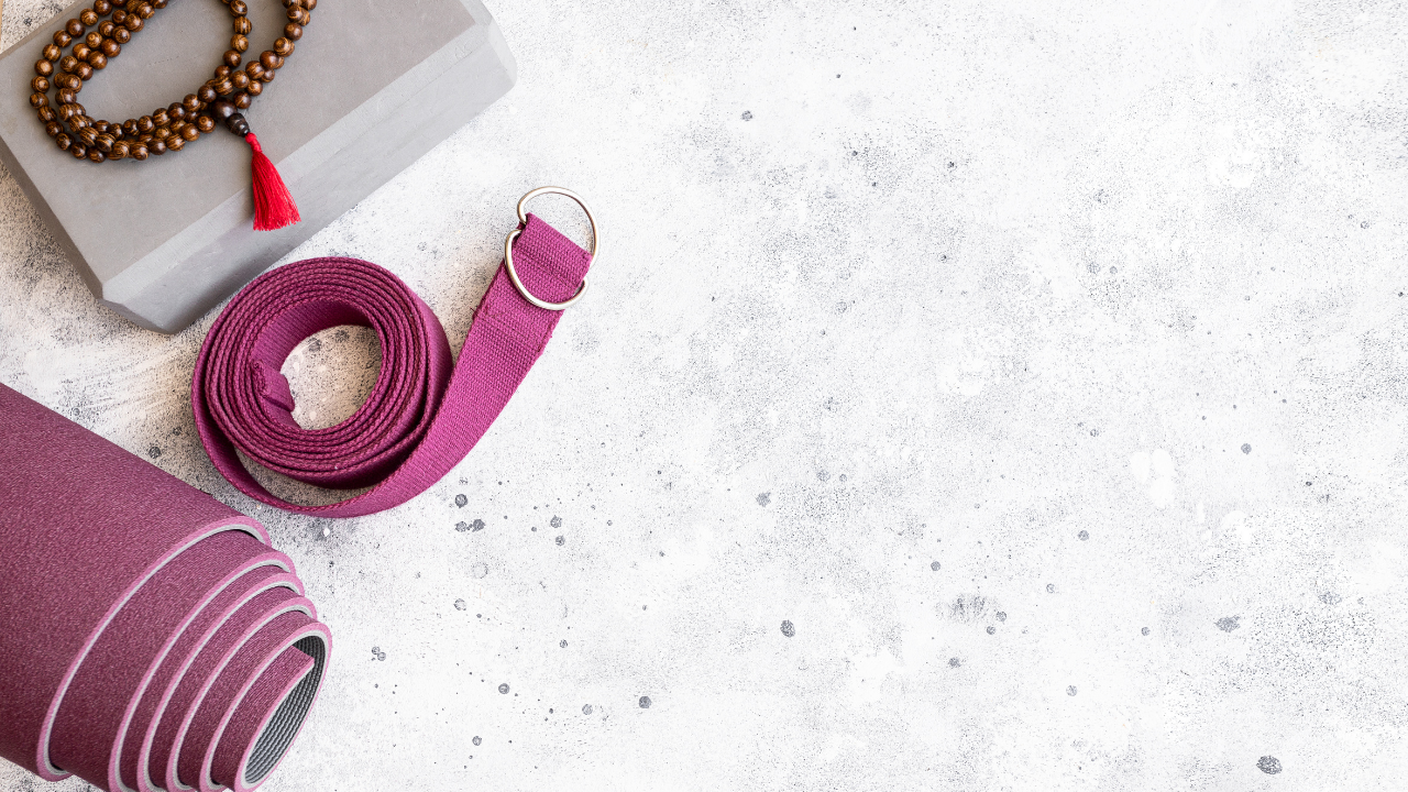 If you want to start practicing yoga, you need this video and list! by ...