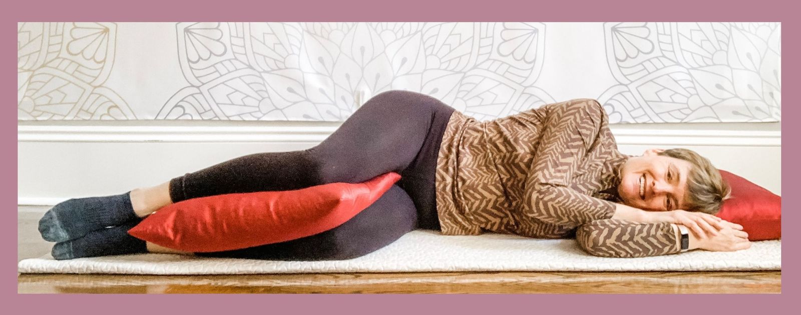 How to eat mindfully during the holidays and yoga poses for digestion ...