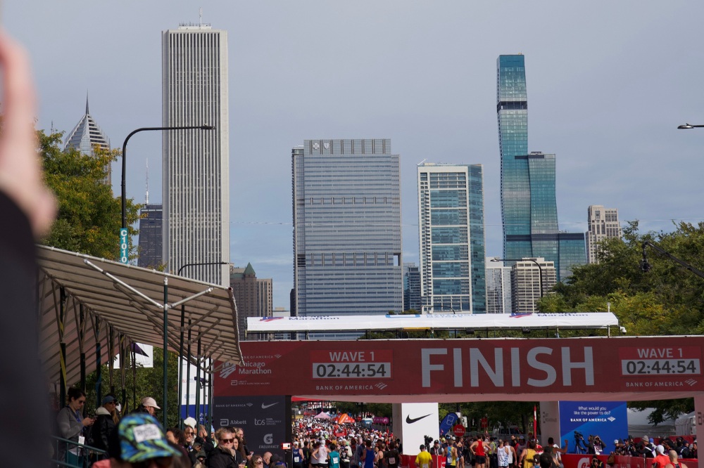 Our Insider Guide to Running The Chicago Marathon (2025)