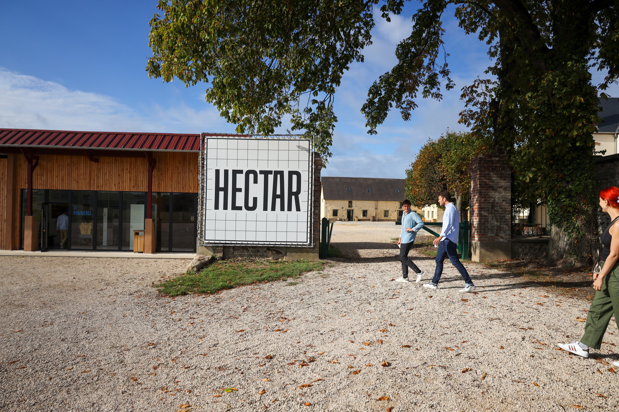 Hectar : tout savoir de ce campus agricole - Ubiq le média