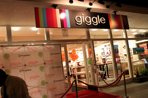 Giggle Santa Monica Opens with a Great Cause