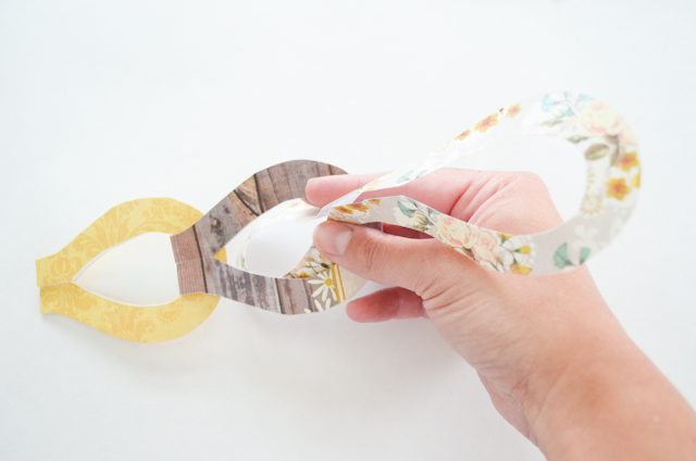 DIY: Fancy Paper Chains - Project Nursery
