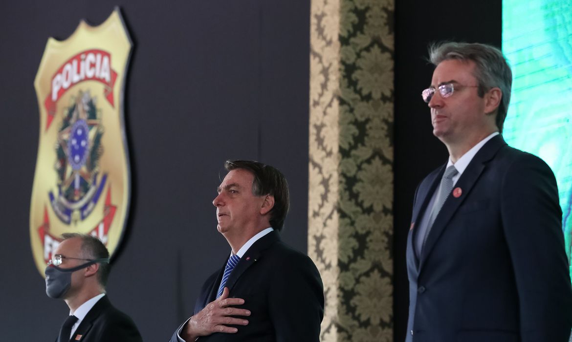 Concurso Pf Bolsonaro Reafirma Edital Com 2 Mil Vagas Blog Focus