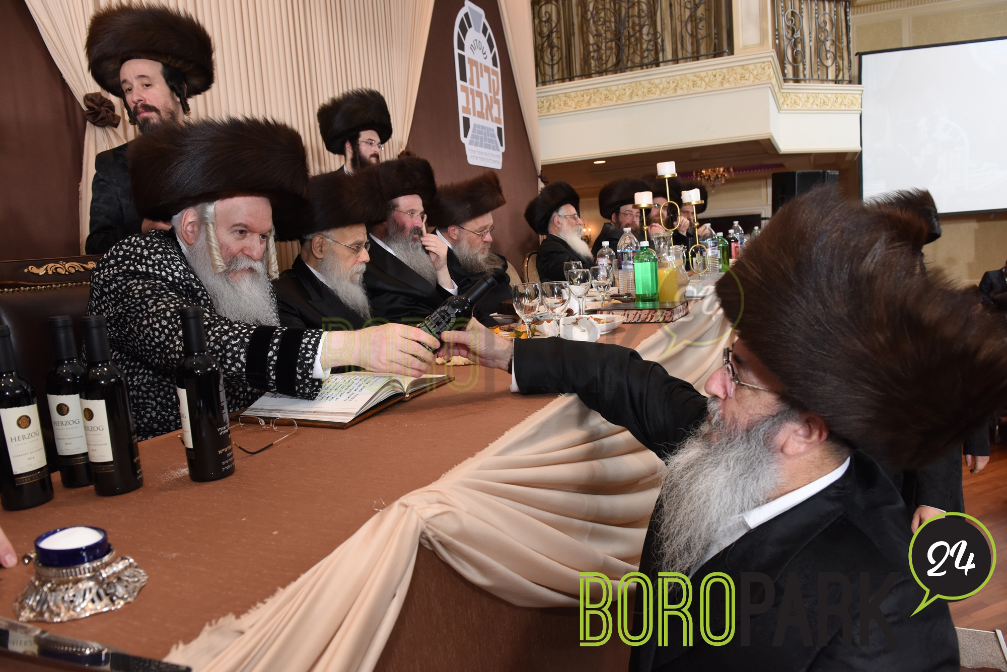 Dinner for Mosdos Kedishas Zion Bobov in Israel | Boro Park 24