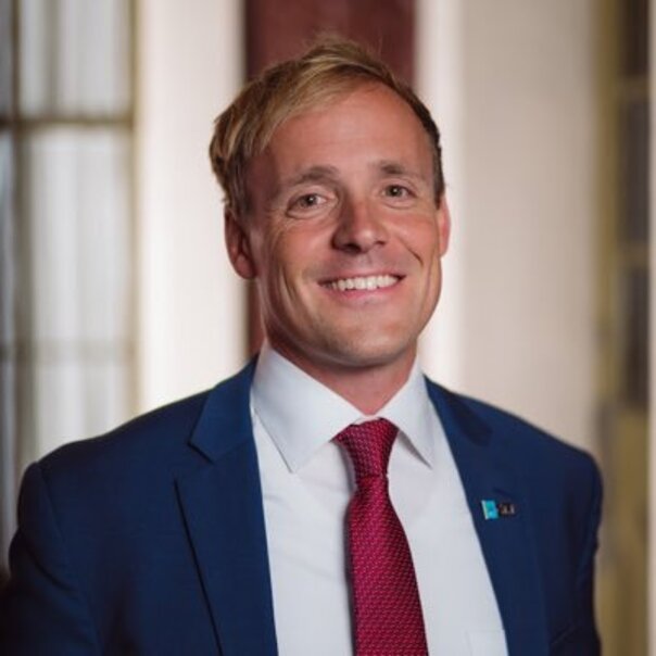 Jeremy Tate | Brain Bar