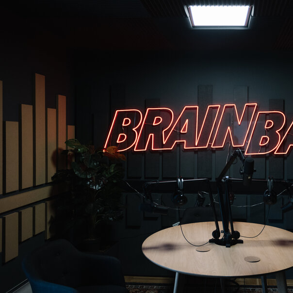 Brain Bar Podcast- és Videóstúdió | Brain Bar