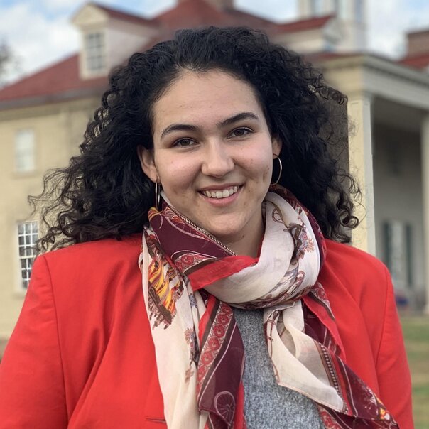 Savanya Csenge | Brain Bar